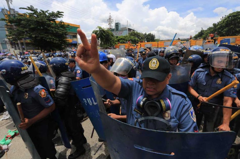 The Crying Cop – Kindness Blog