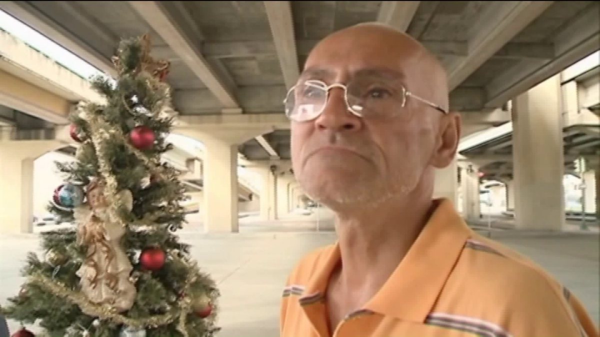 When the City throws Away a Homeless man’s Christmas tree, a Community ...
